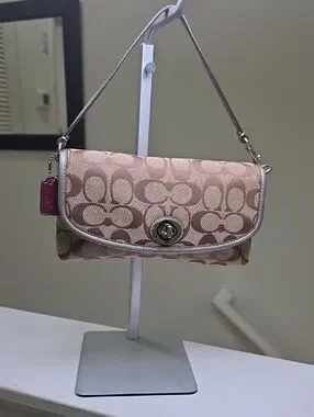 Coach | Bags | Coach F582 Signature Print Minibagwristlet ...